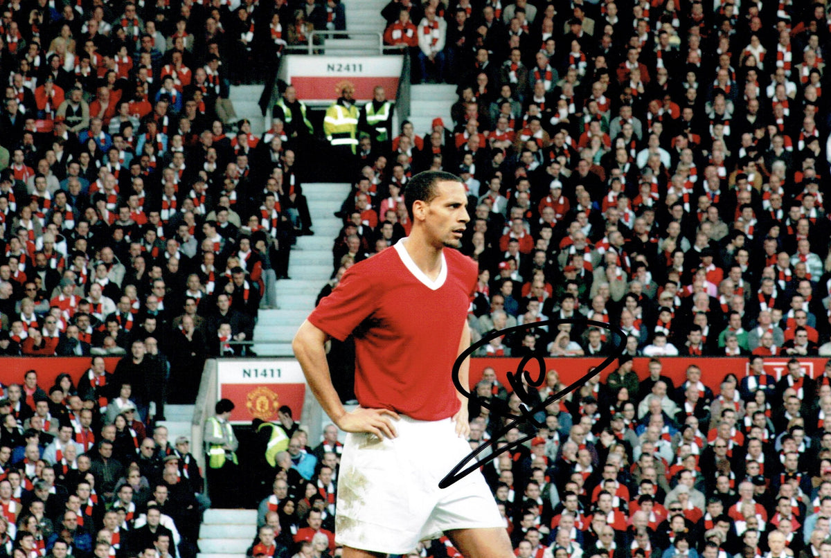 Rio Ferdinand - Manchester United - 10 x 8 Autographed Picture ...
