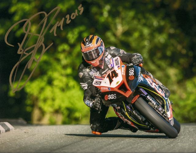 Ryan Farquhar - Greeba Castle - TT 2015 - 10 x 8 Autographed Picture ...